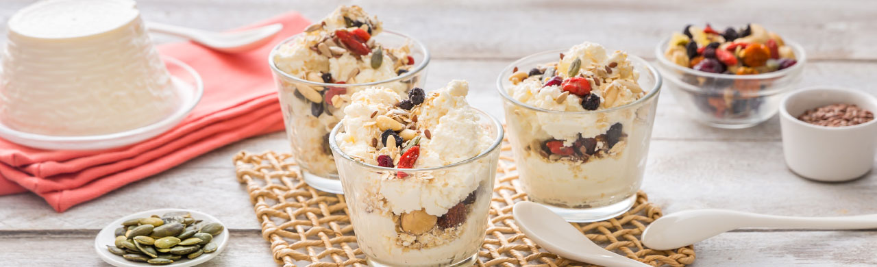 Mousse di ricotta Vallelata al muesli | Vallelata Mozzarelle e Formaggi ...