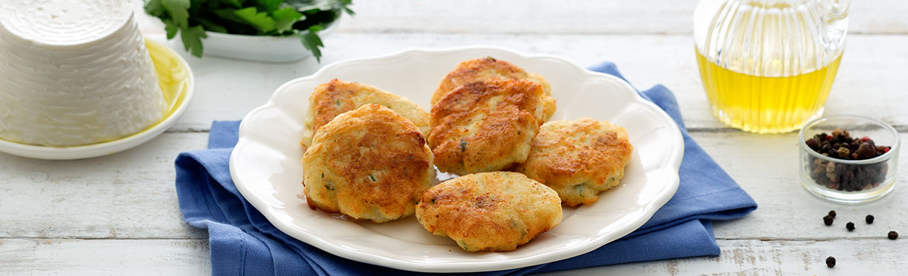 Frittelle di Ricotta Salate | Vallelata Mozzarelle e Formaggi Freschi ...